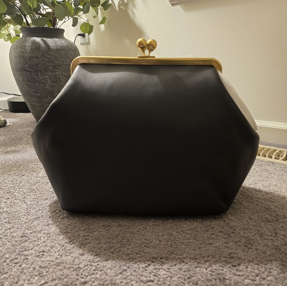 Coach | Bags | Coach Oversized Large Kisslock Frame Bag | Poshmark